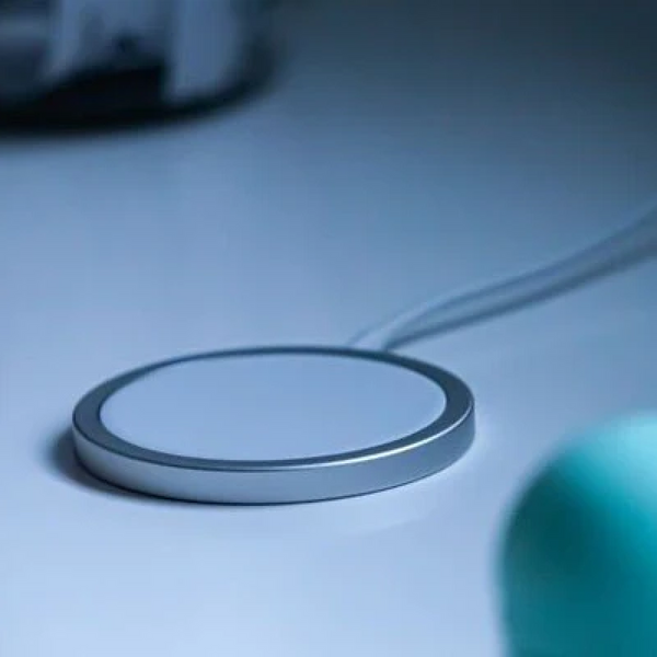 MagSafe Wireless Charger (USB C)